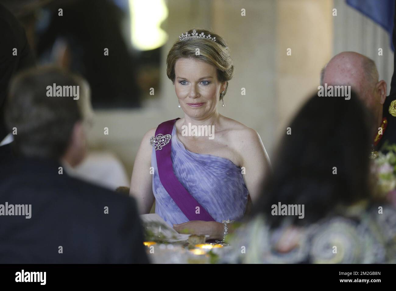 La reine Mathilde de Belgique photographiée lors du dîner de gala ...