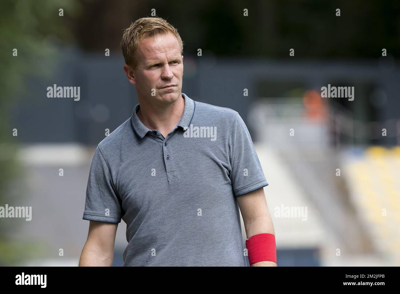 Le nouvel entraîneur en chef de Mechelen, Wouter Vrancken, photographié ...