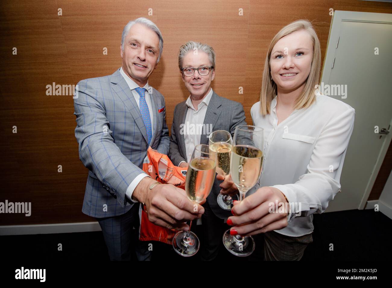 (G-D) Directeur général du groupe d'aménagement paysager Dolmans Erwin ...