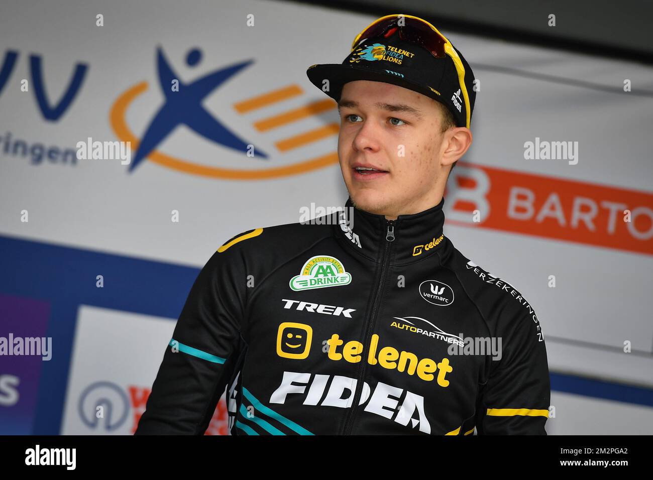 Belge Andreas Goeman photographié sur le podium après la course de U23 ...