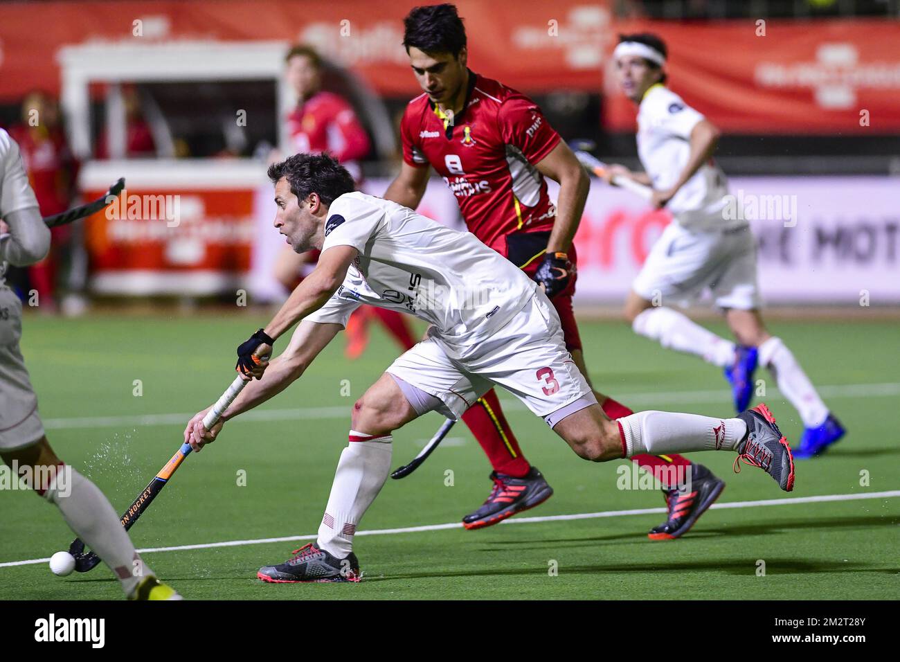 Sergi Enrique en Espagne et Alexander Hendrickx en Belgique se battent ...