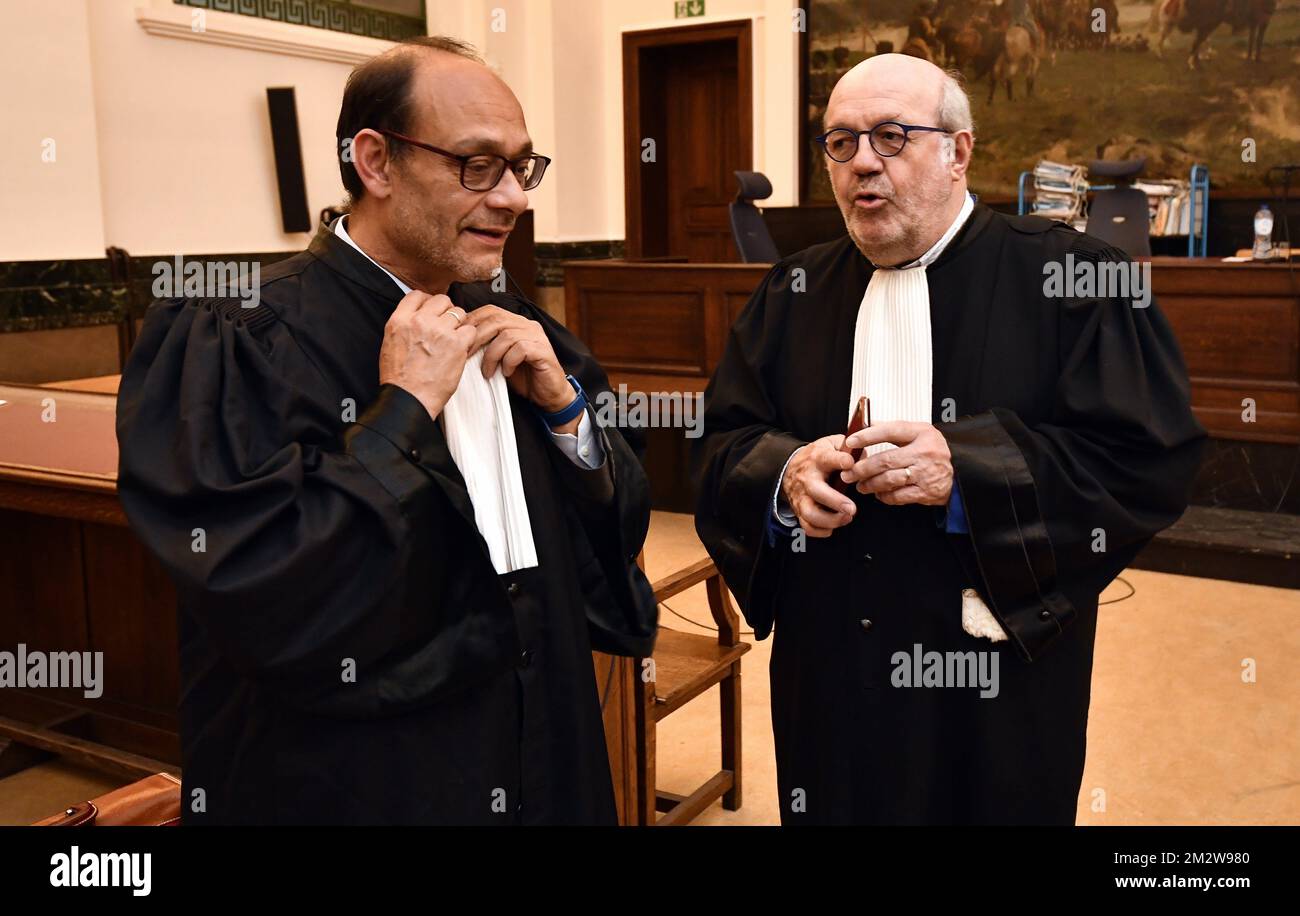 L'avocat Marc Uyttendaele et l'avocat Marc Preumont photographiés au ...