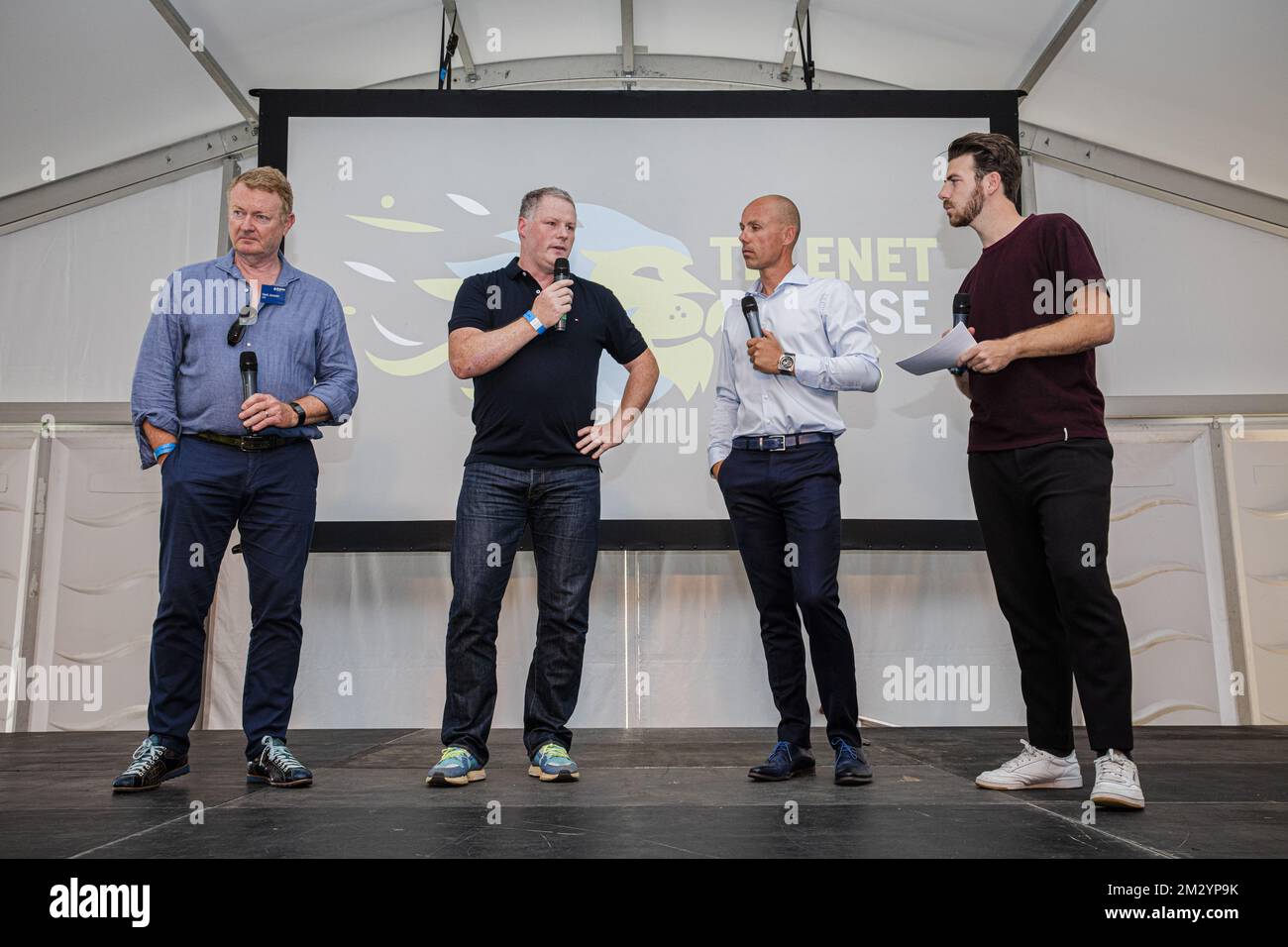 Henk Janssen, PDG de Baloise, et Sven Nys, responsable de l'équipe ...