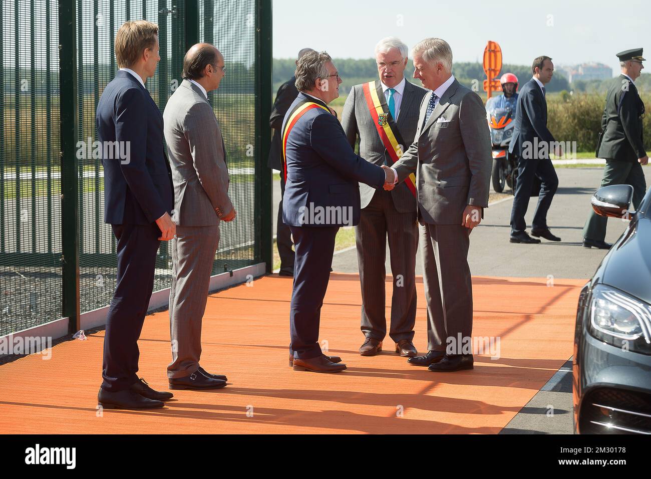 Elia CEO Chris Peeters, Bernard Gustin, Maire de Brugge, Dirk de fauw ...