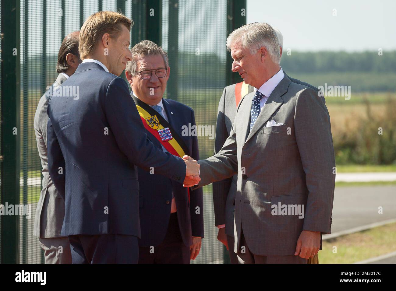 Elia CEO Chris Peeters, Bernard Gustin, Maire de Brugge, Dirk de fauw ...