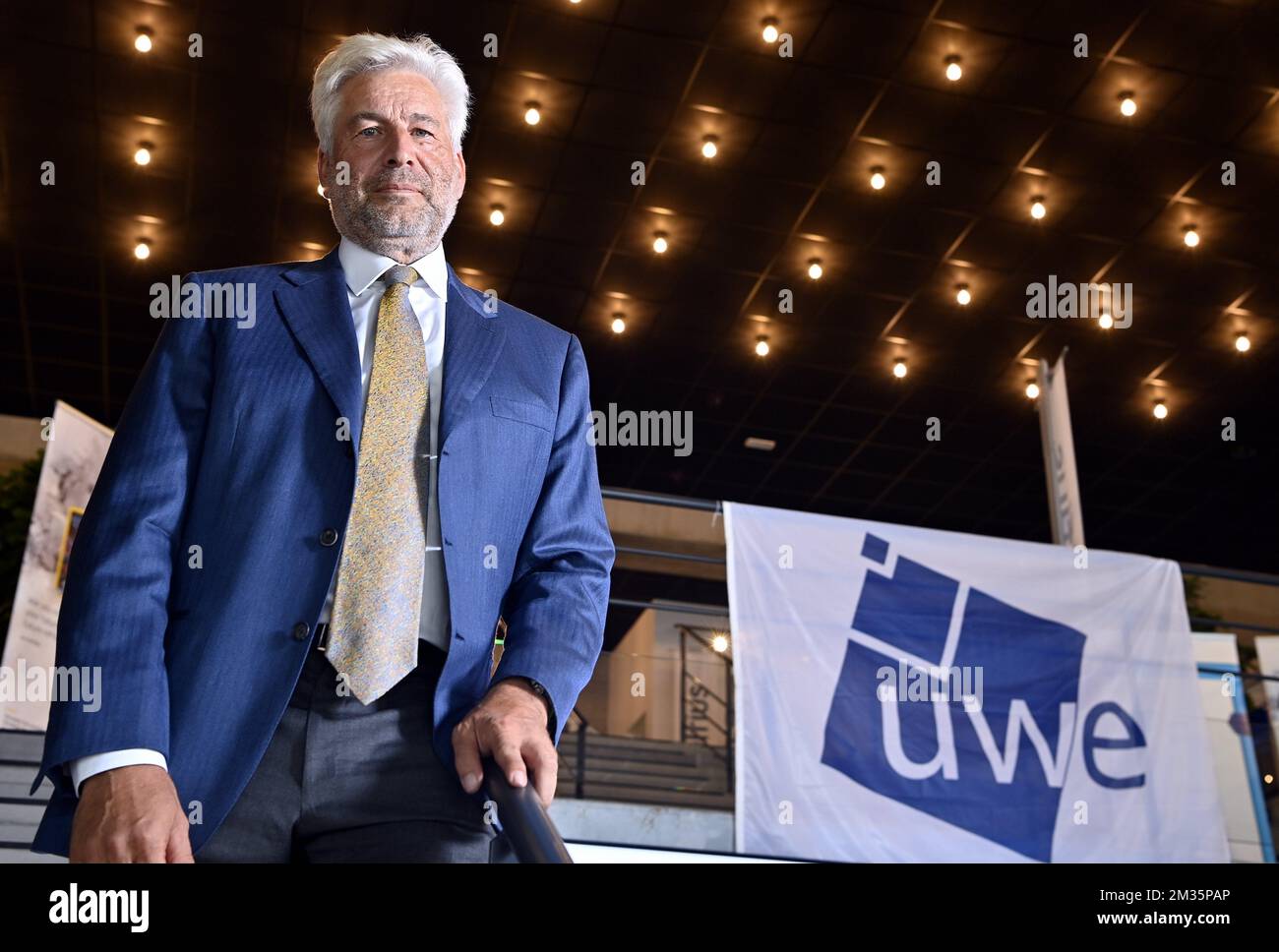 Le nouveau président de l'UWE, Pierre Mottet, pose pour le photographe ...