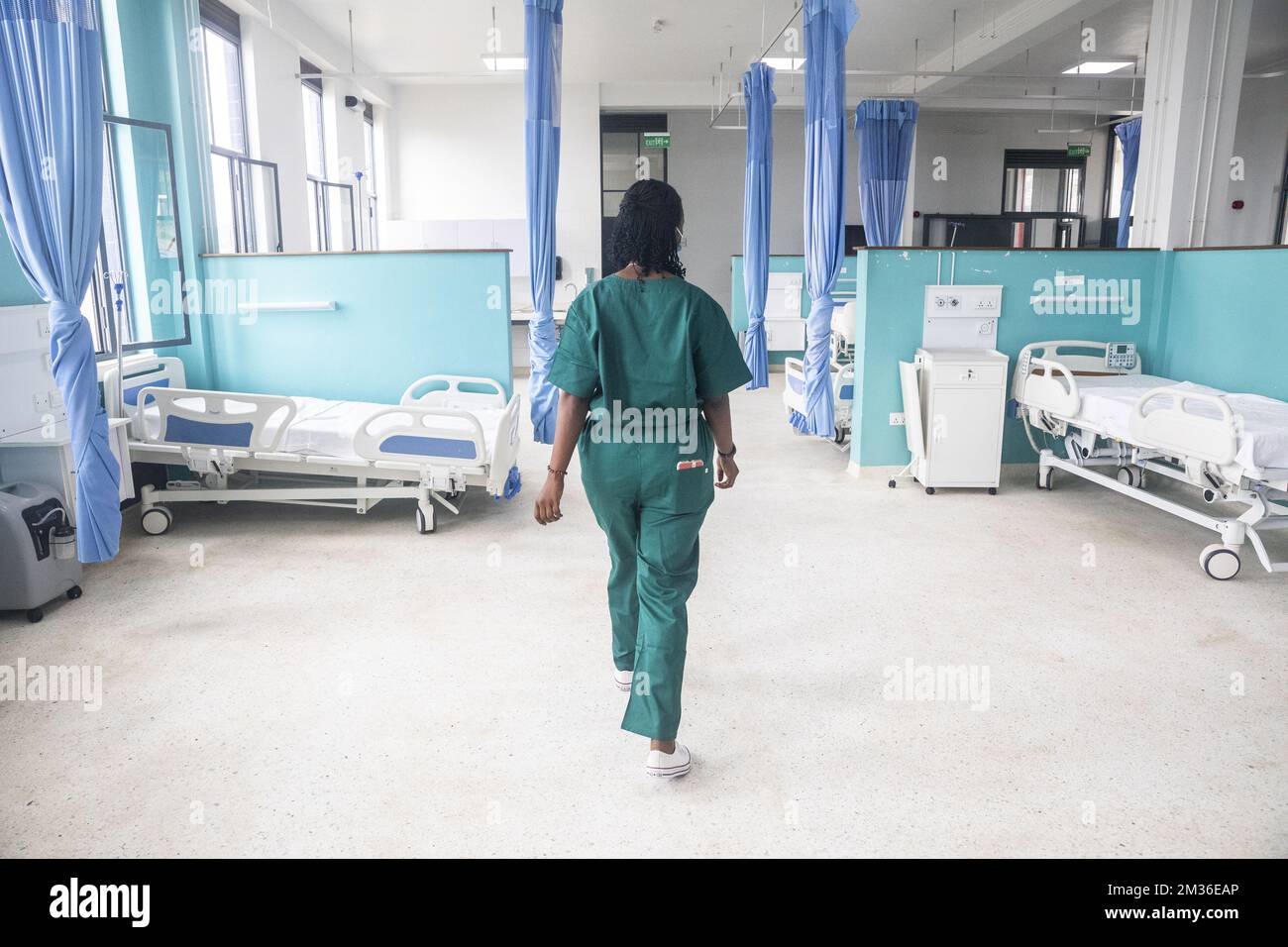 L'illustration montre une visite à l'hôpital du district de Nyarugenge ...