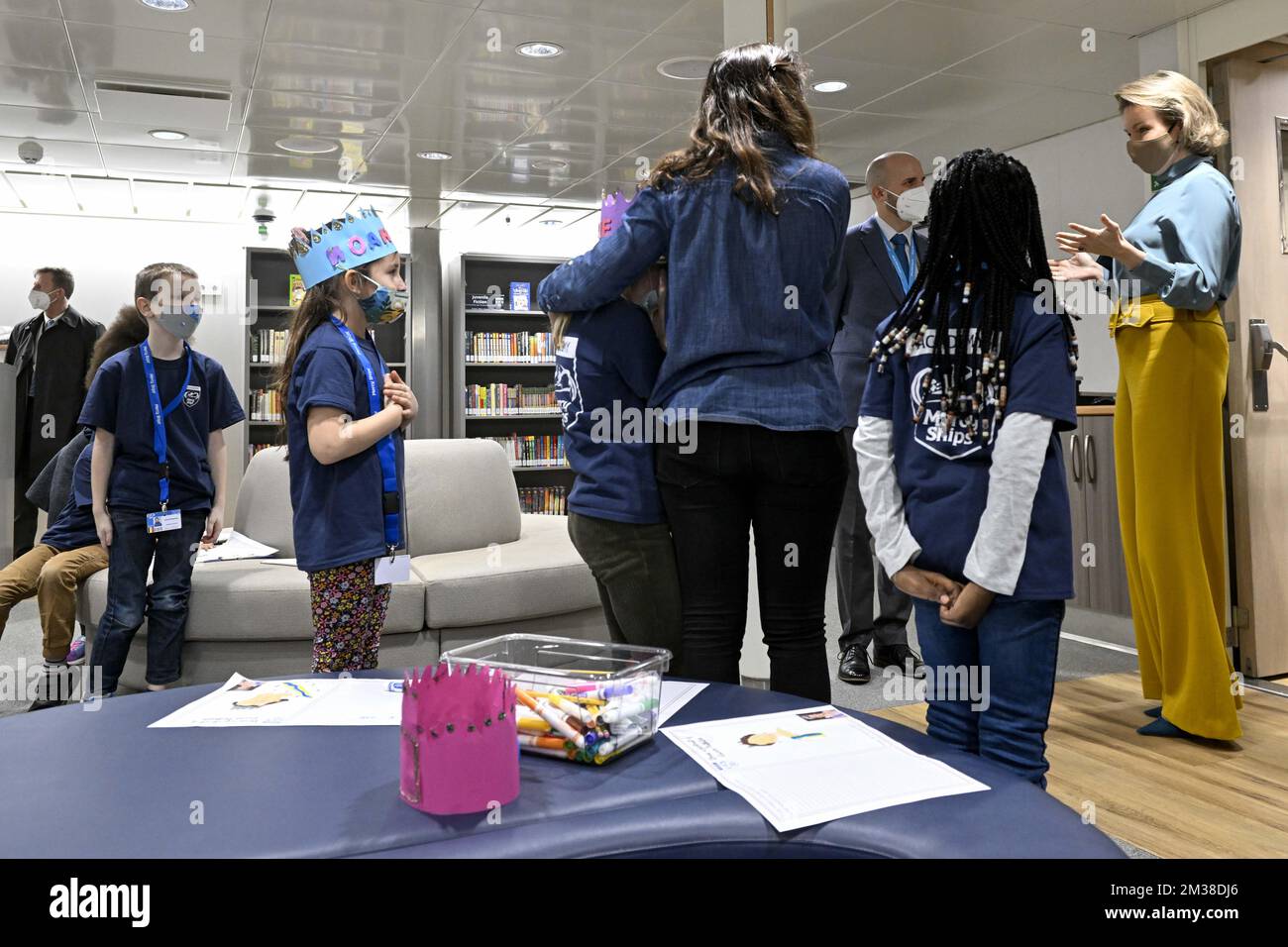 La reine Mathilde de Belgique photographiée à l'Académie Mercy Ship ...