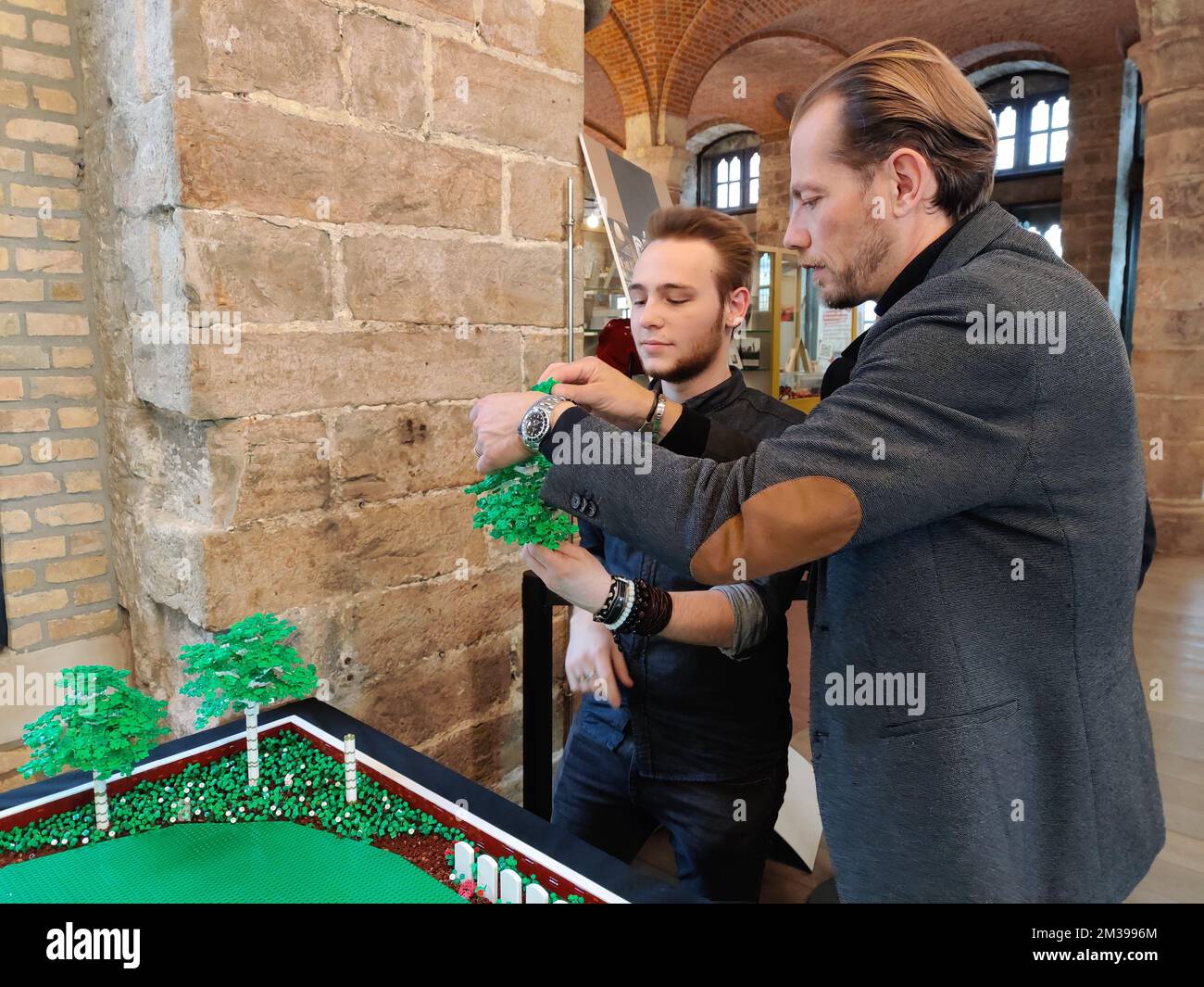 Illustration prise lors du dévoilement de la construction LEGO Hedge ...