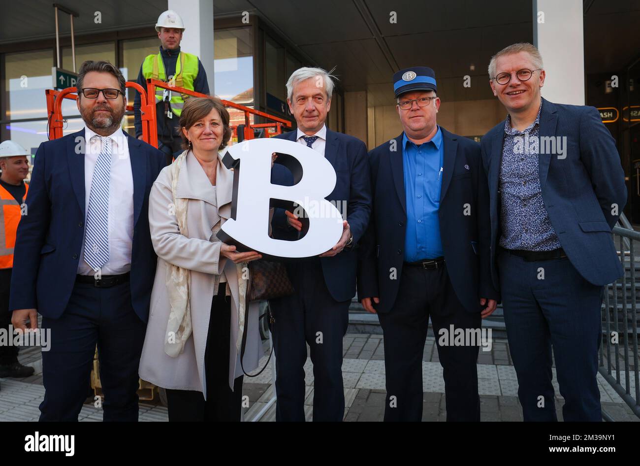 Benoit Gilson, PDG d'Inrabel, Sophie Dutordoir, PDG de NMBS-SNCB ...