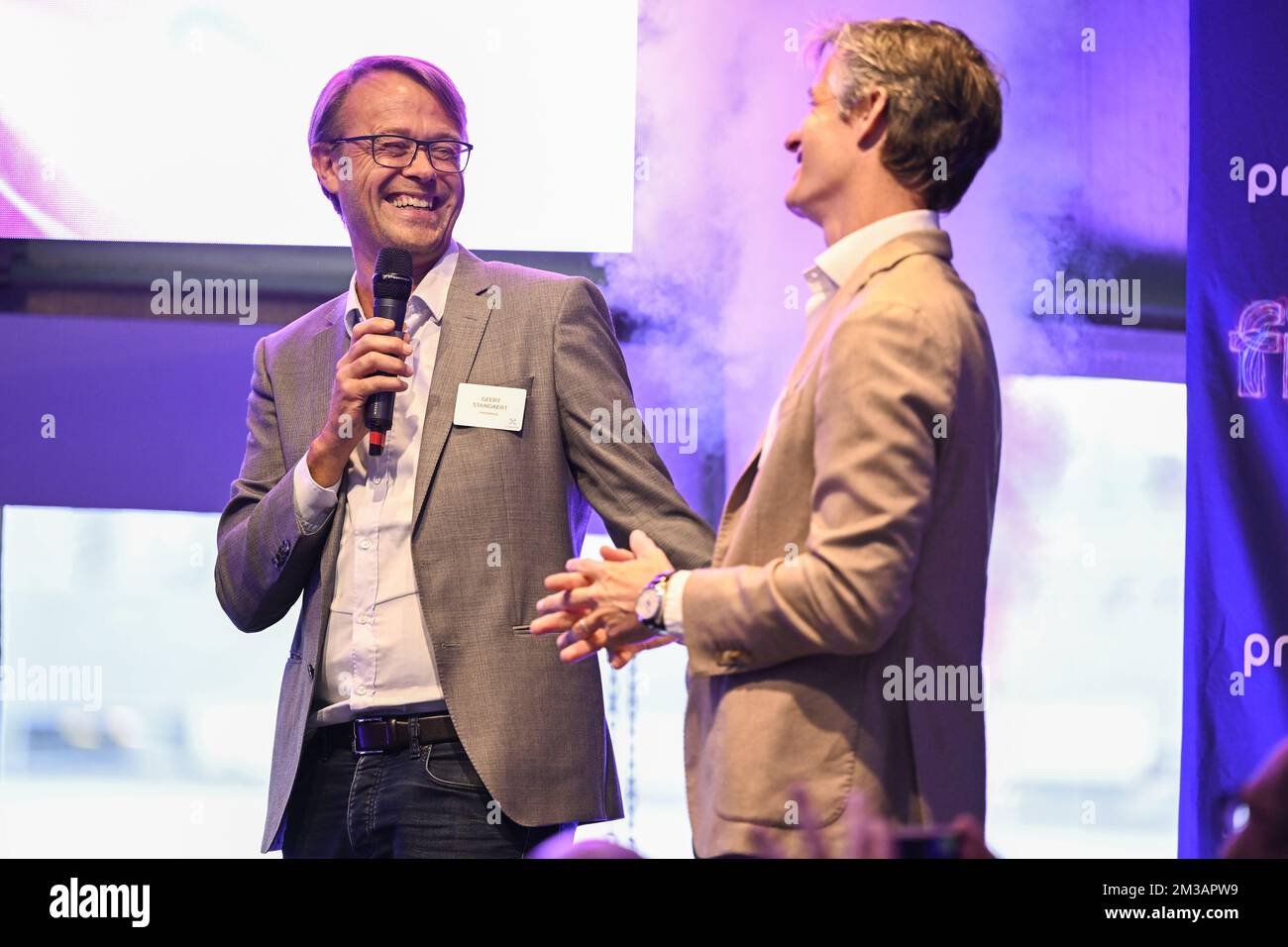 Geert Standaert, Directeur technique de Proximus, et Guillaume Boutin ...