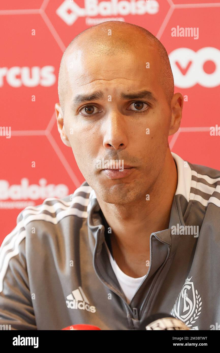 SL16 entraîneur-chef du FC Joseph Laumann photographié lors d'une ...