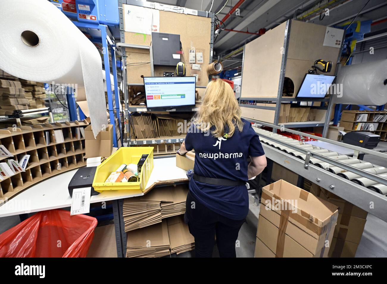 L'illustration montre le nouveau centre de distribution du Groupe ...