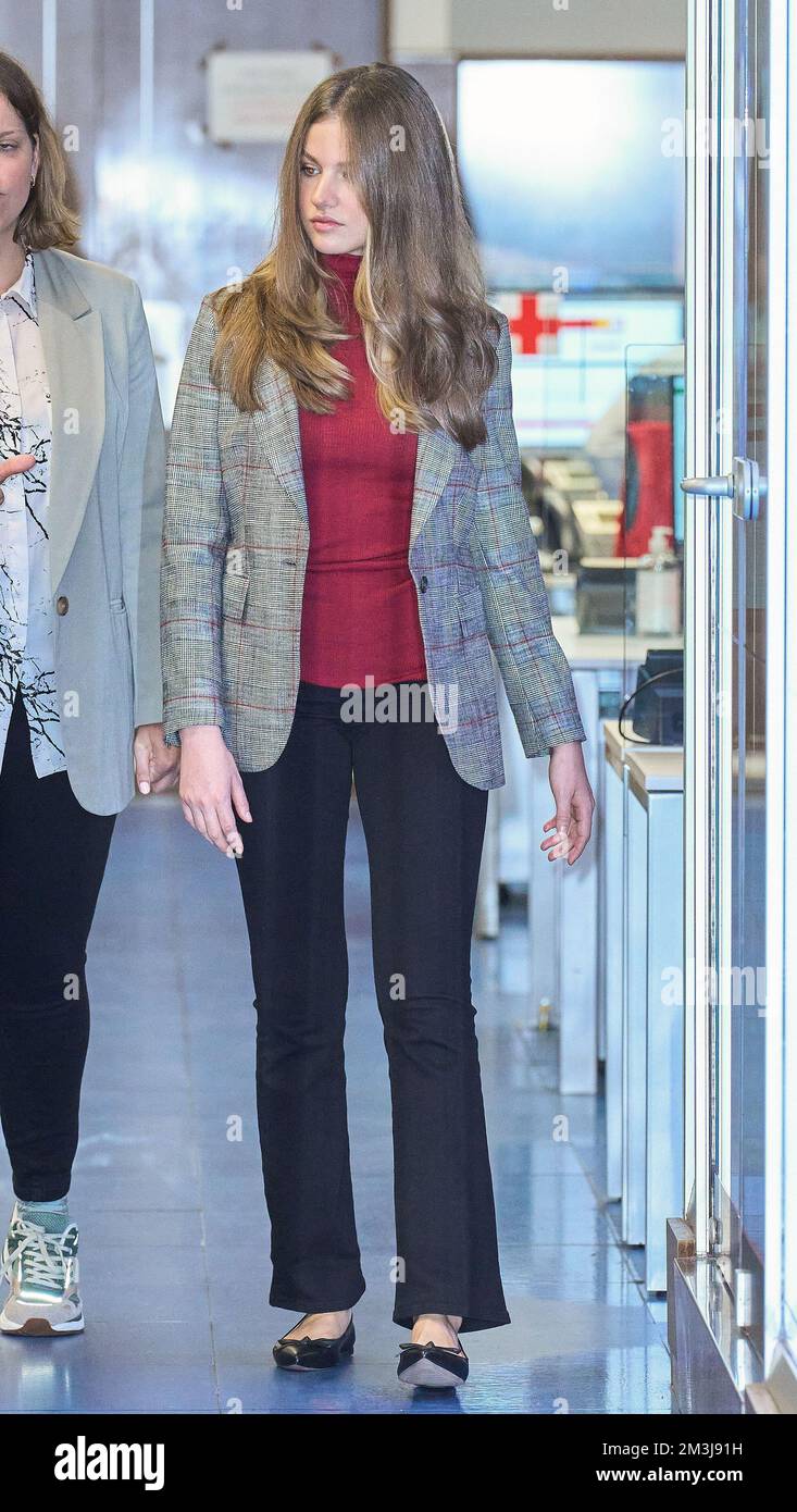 Oficina central de cruz roja espanola Banque de photographies et d ...