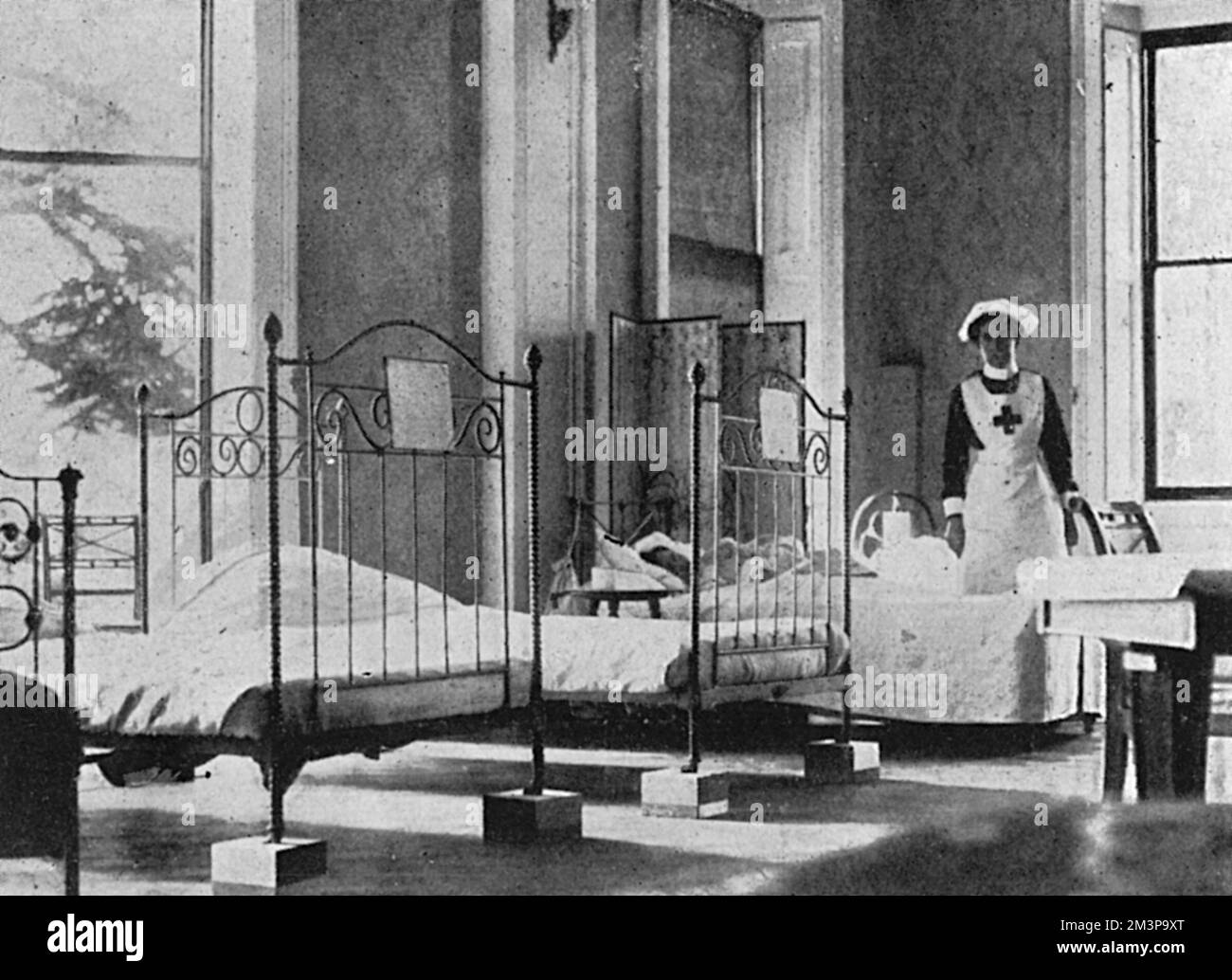 Intérieur de l'hôpital de la Croix-Rouge à Henham Hall, première Guerre ...