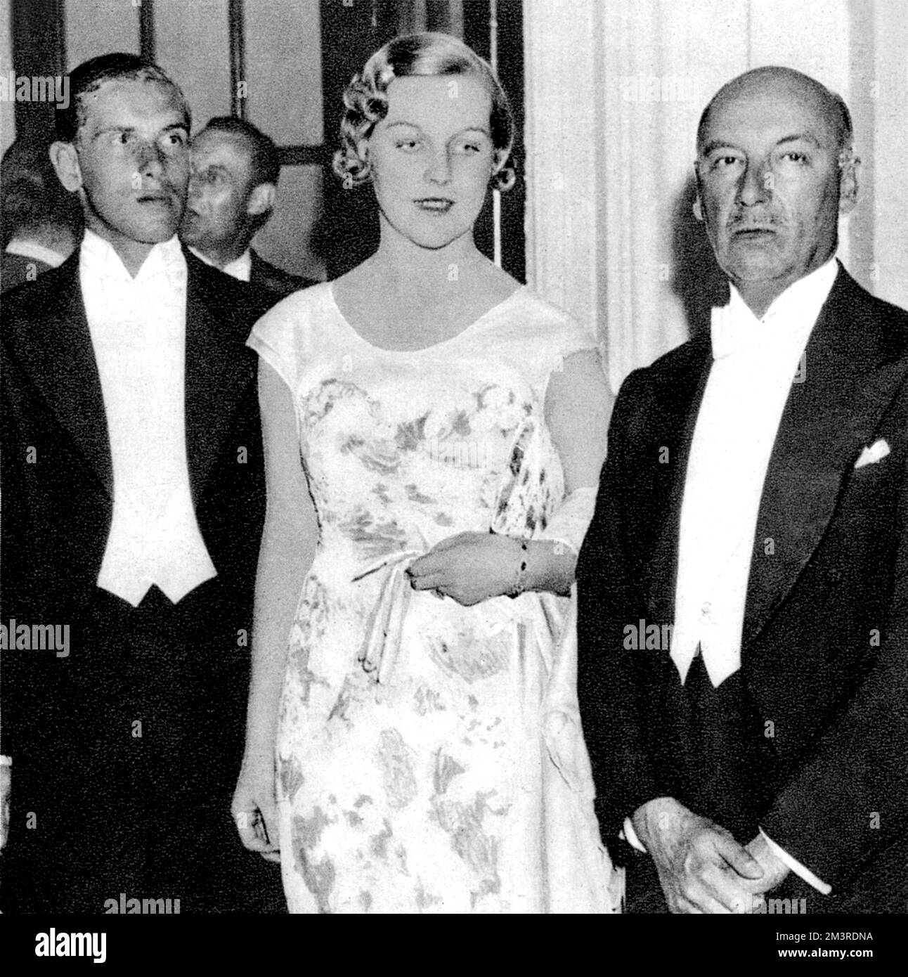 Mitford diana Banque de photographies et d’images à haute résolution ...