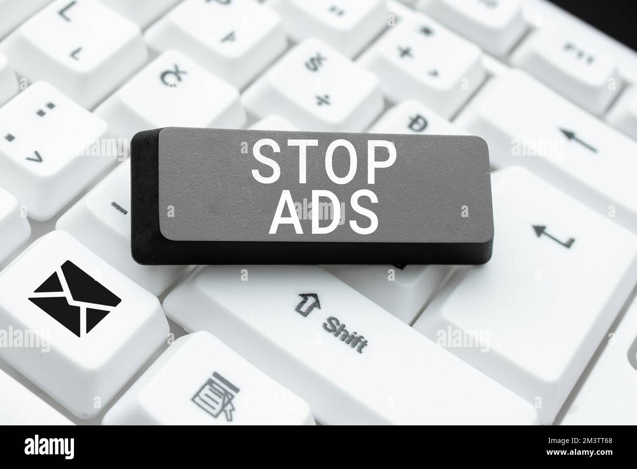 Affichage conceptuel Stop Ads. Concept programme de signification qui ...