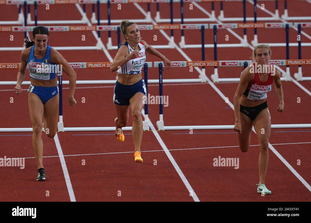 DI LAZZARO Elisa Maria d'Italie , VALETTE Laura de France et ...