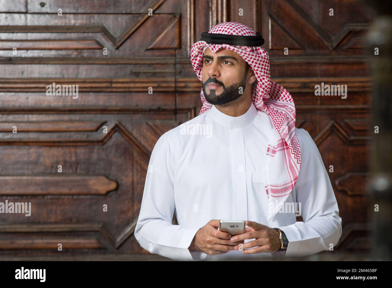 Homme saoudien Banque de photographies et d’images à haute résolution ...