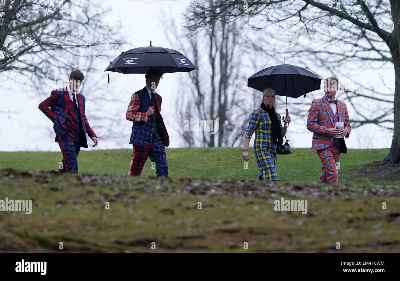 Kathy, l'épouse de Doddie Weir, et leurs fils Hamish (à gauche), Angus ...