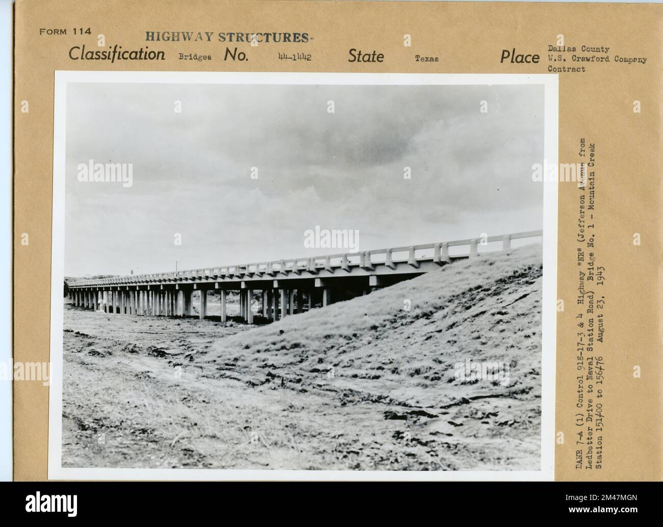 Pont de l'autoroute NR. Légende originale : DANR 7-A(1) Control 918-17 ...