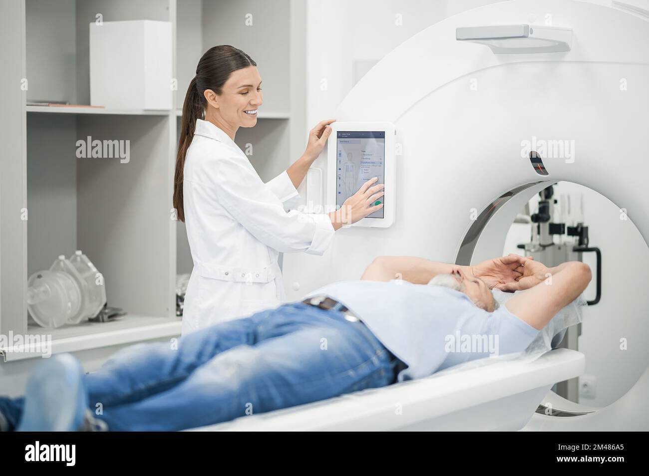 Technologie d'investigation médicale Banque de photographies et d ...