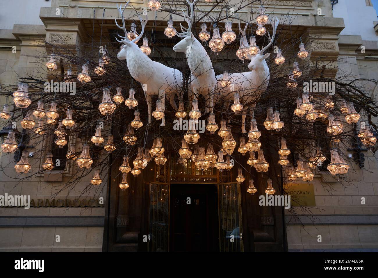 Bucarest, Roumanie - 20 décembre 2022 : décorations de Noël au ...