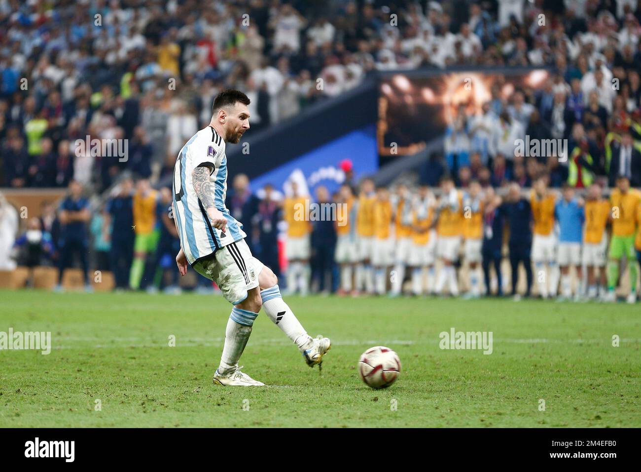 LUSAIL, QATAR - DÉCEMBRE 18 : le joueur de l'Argentine Lionel Messi ...
