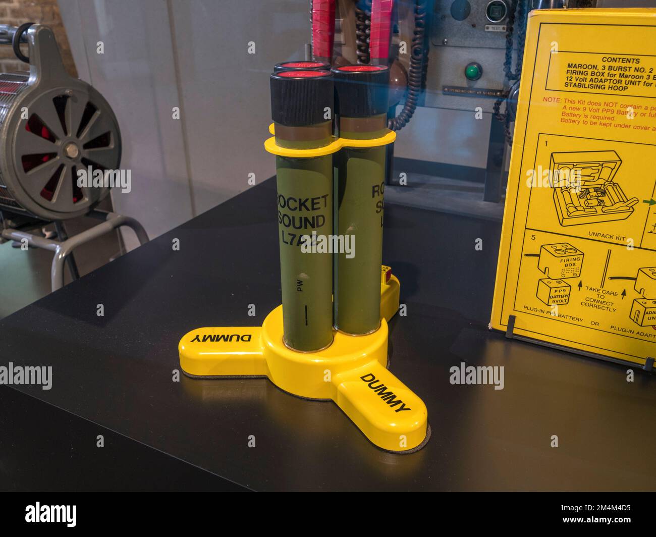 A pains Wessex Kit, Maroon 3 Burst No.2 Training Unit, Imperial War ...