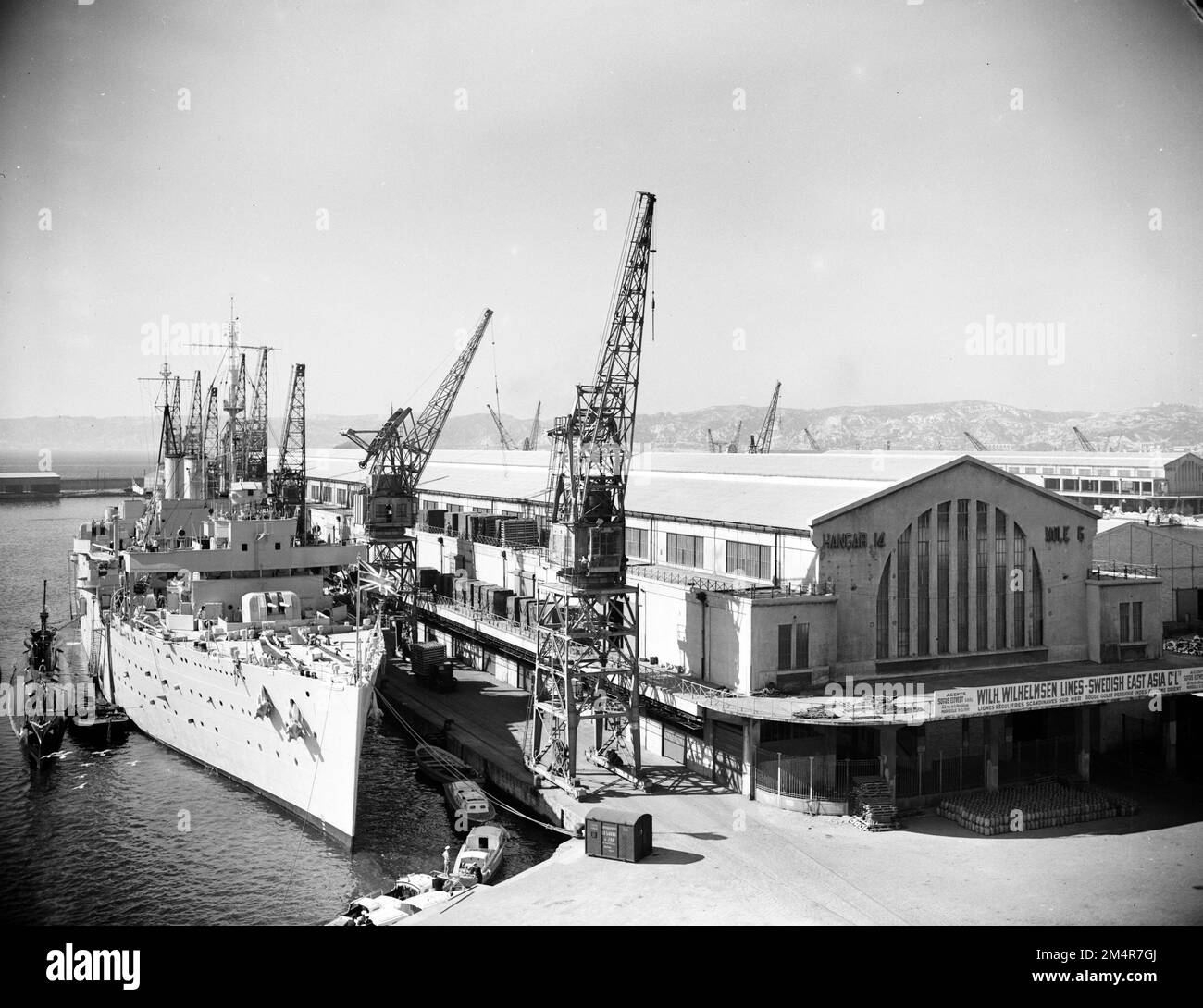 Reconstruction du port de Marseille. Photographies des programmes du ...