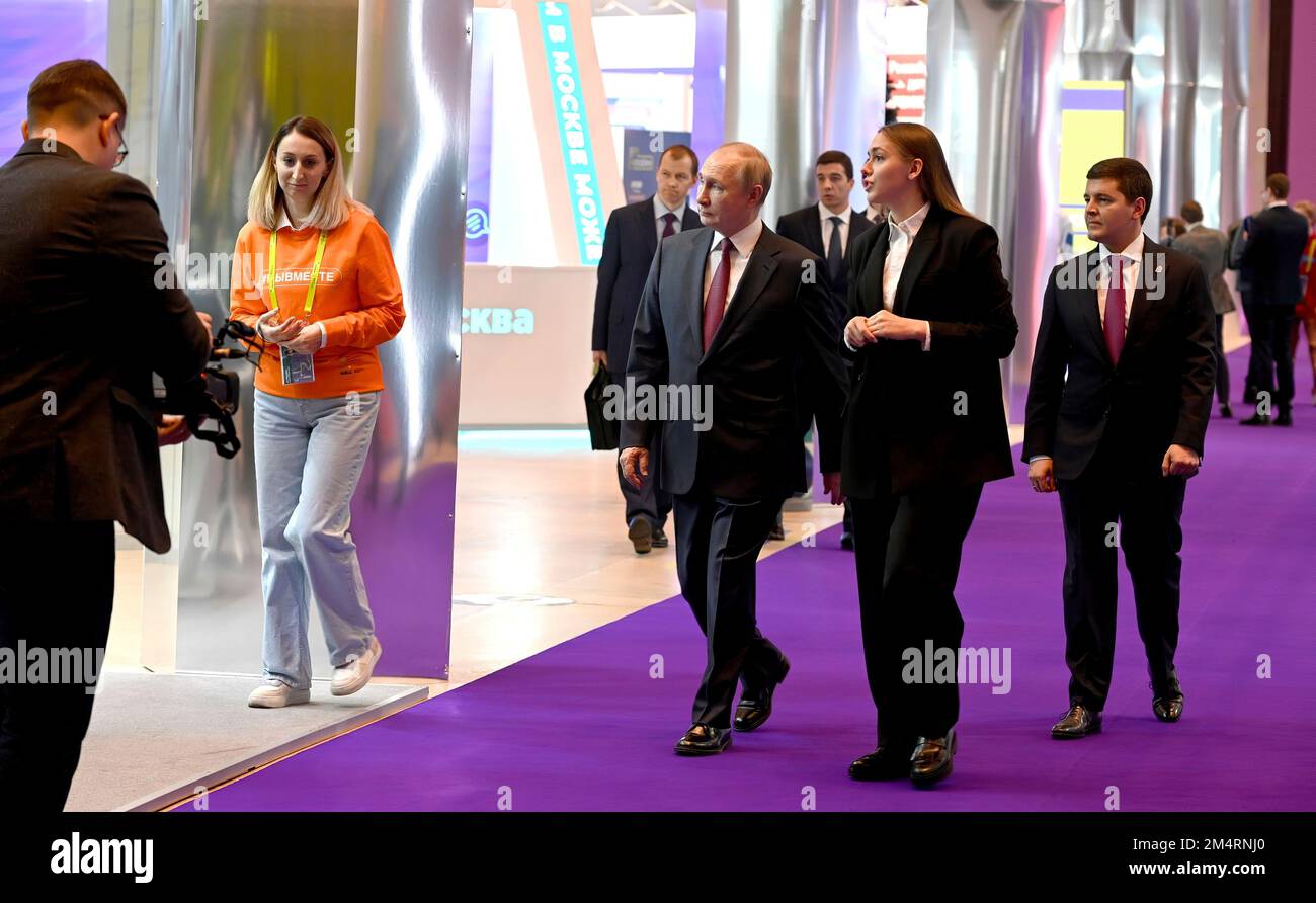 Vladimir Poutine a visité la zone de projet du Centre de la jeunesse au ...