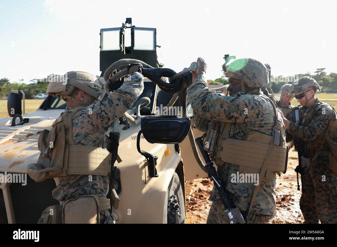 ÉTATS-UNIS Marines avec 1st Bataillon, 3D Marines, 3D Marine Division ...