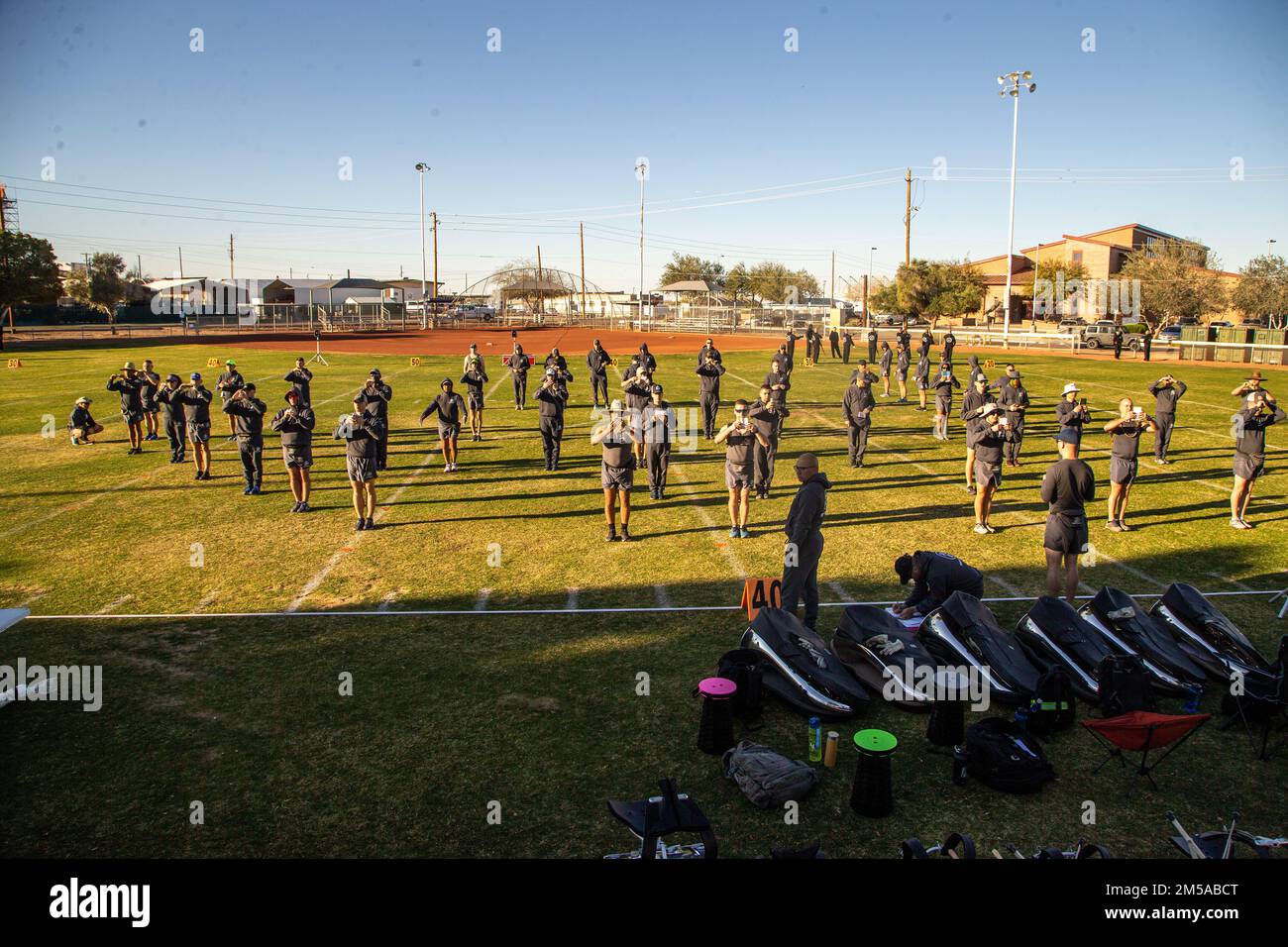 Marines avec « le commandant lui-même », États-Unis Marine Drum & Bugle ...