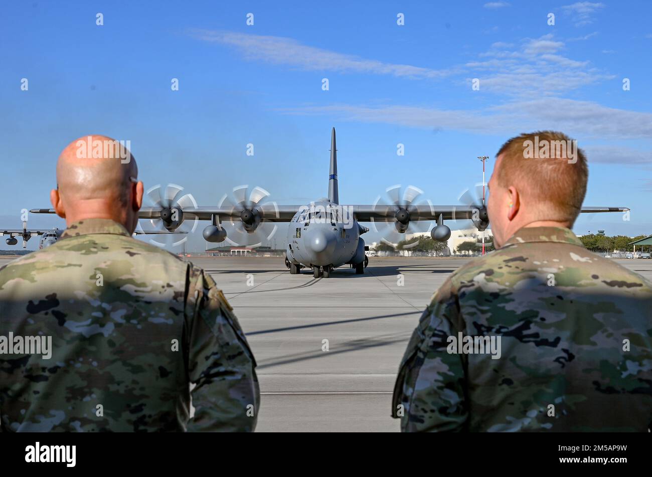 L'Adjutant général de Géorgie, le major général Thomas Carden et les ...