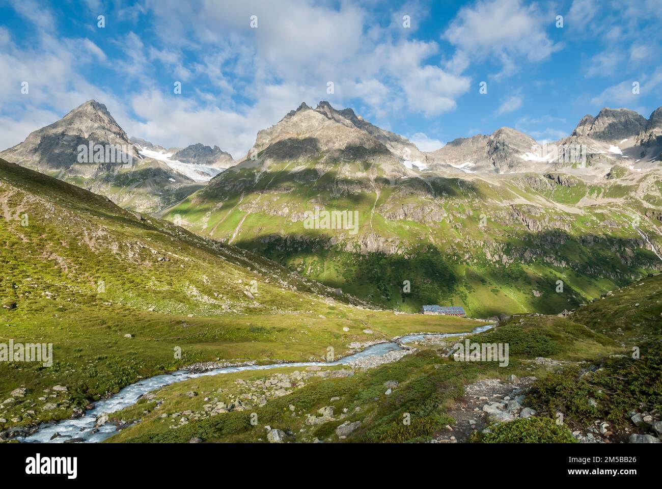 Trekking dans les alpes de silvretta Banque de photographies et d ...