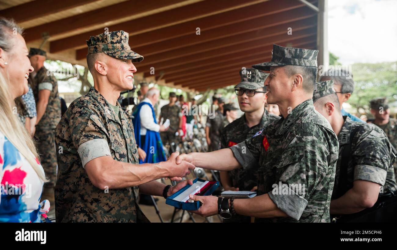 ÉTATS-UNIS Le colonel Timothy S. Brady Jr, commandant du 3D Marine ...