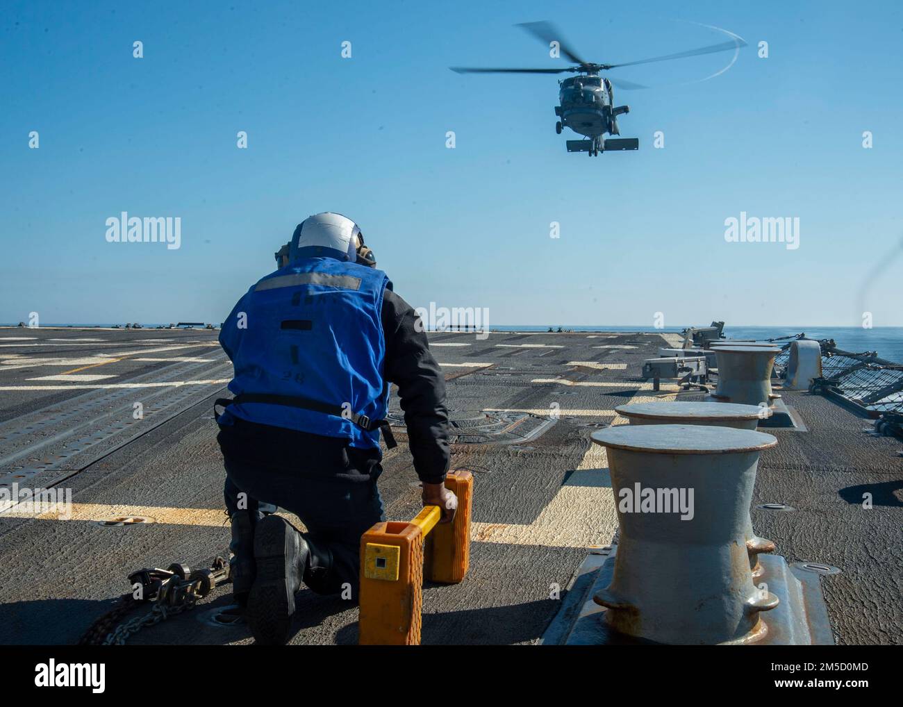 Centre de développement naval de surface et de lutte contre les mines ...