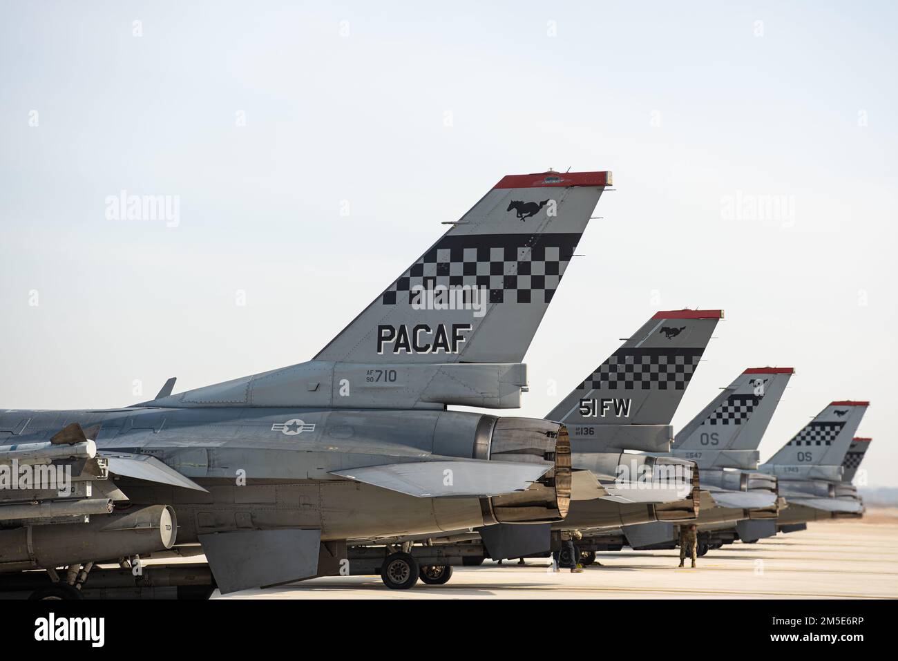 Les pilotes du F-16 Faucon Fighting avec le 36th Escadron d'avions de ...