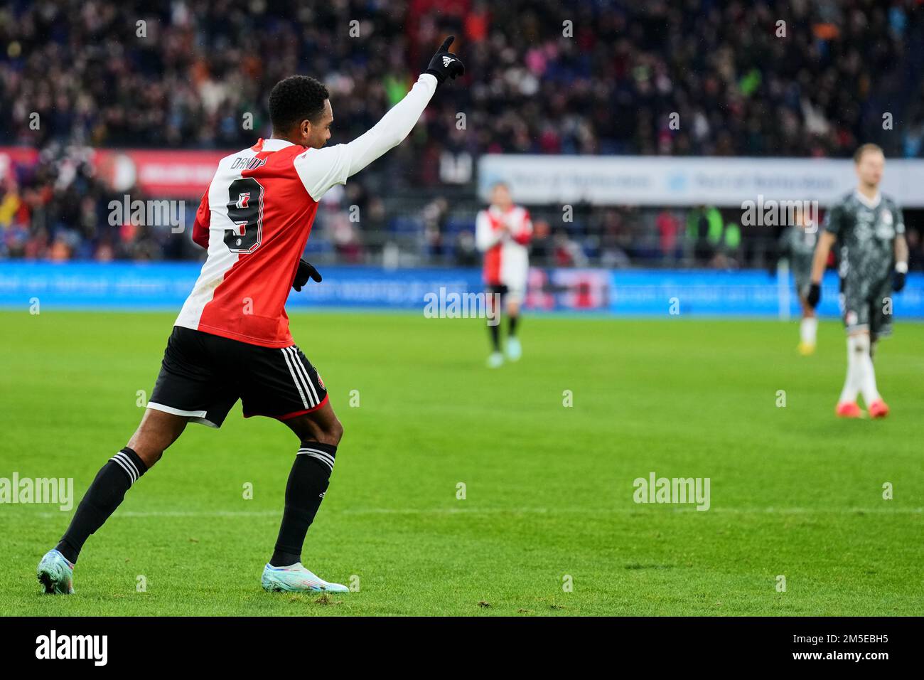 Rotterdam - Danilo Pereira da Silva de Feyenoord célèbre le 5-0 lors du ...