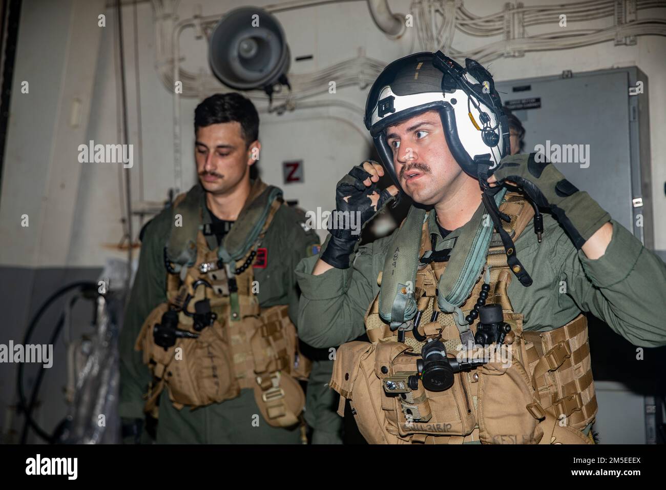 MER DES PHILIPPINES (7 mars 2022) le lieutenant Ian Tempe, de Virginia ...