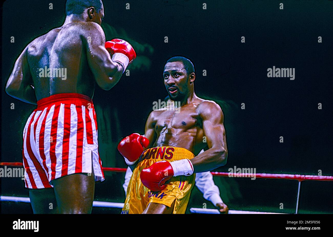 Sugar Ray Leonard vs.Thomas Hearns lutte pour un tirage au sort dans ...
