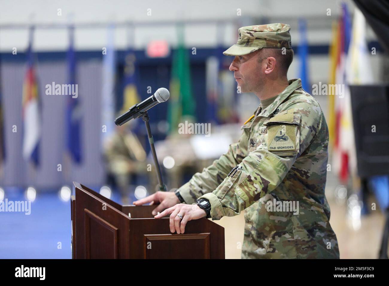 Le colonel Stephen Fairless, commandant de l'équipe de combat de la ...