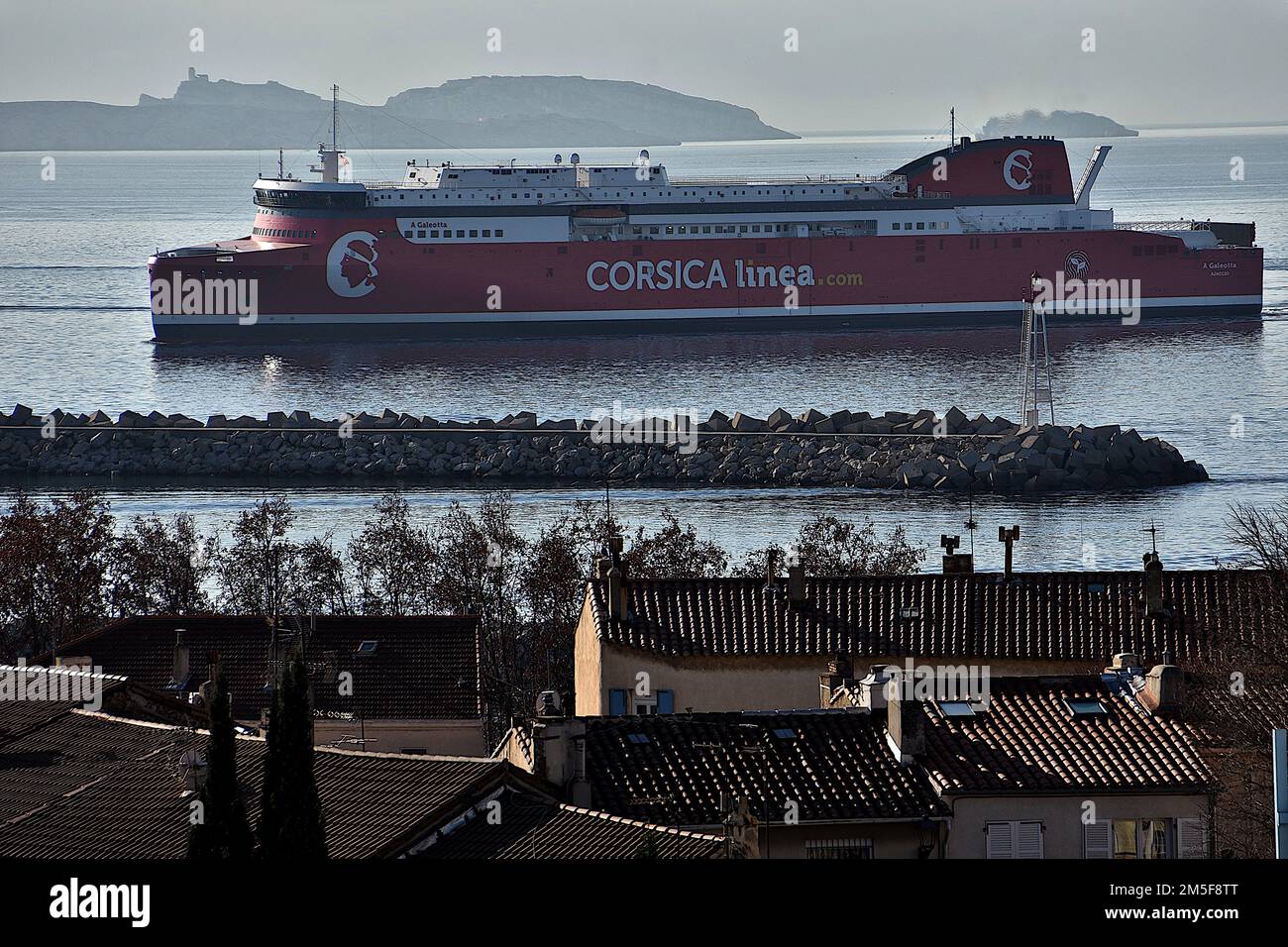Marseille, France. 28th décembre 2022. Le paquebot Un navire à ...