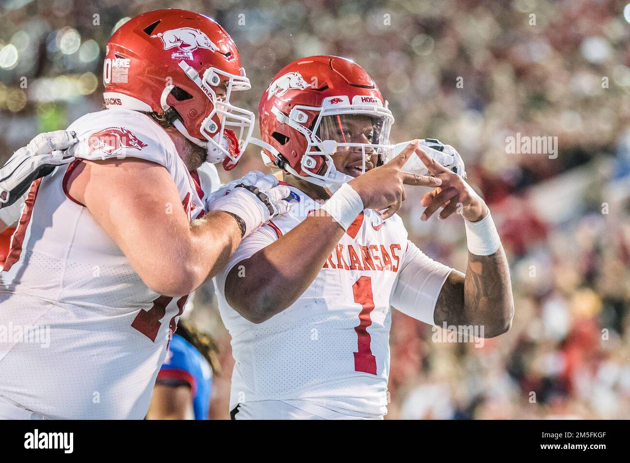 28 décembre 2022: Arkansas Razorbacks quarterback KJ Jefferson (1), à ...