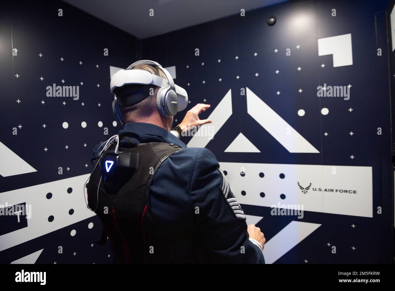 Le Sgt Jeremy Malcom, chef du commandement de la dixième Force aérienne ...