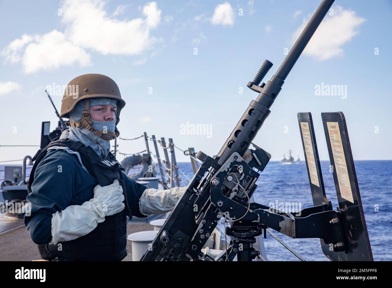 220315-N-XG173-1139 MER DES PHILIPPINES (15 mars 2022) le compagnon 3rd ...