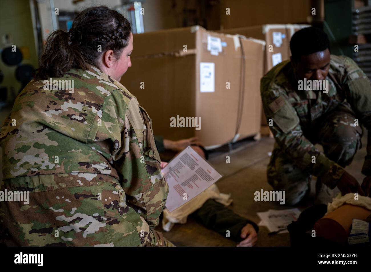 Tactical evacuation care Banque de photographies et d’images à haute ...