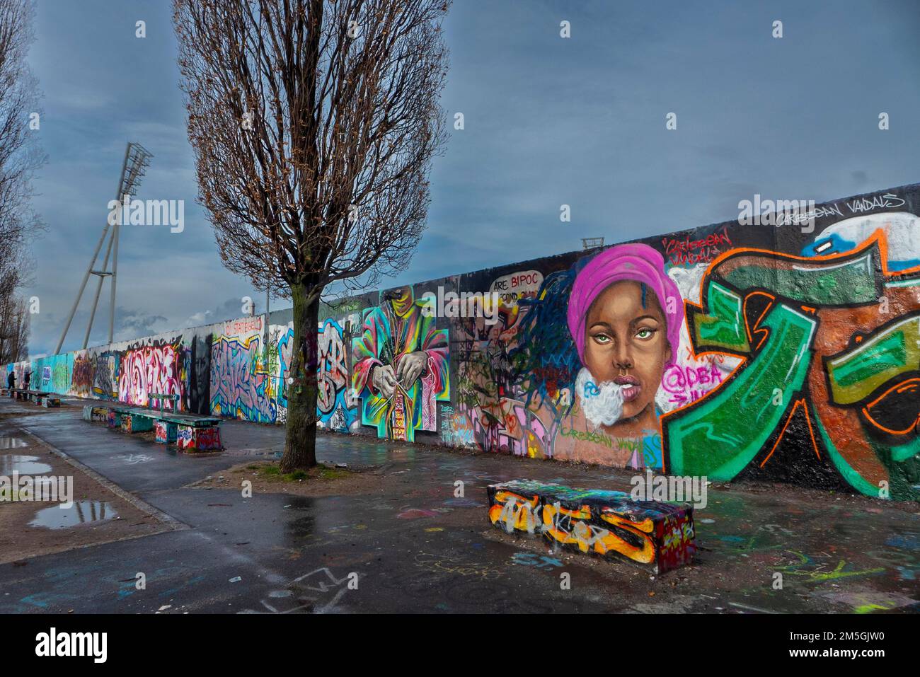 Visage de femme dominicaine street art Banque de photographies et d ...