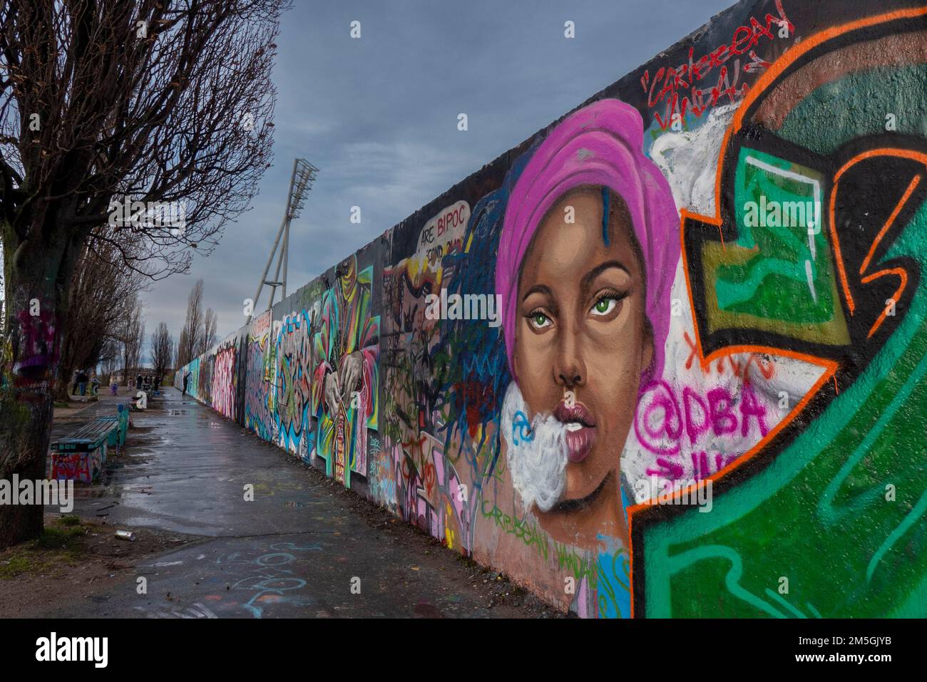 Visage de femme dominicaine street art Banque de photographies et d ...