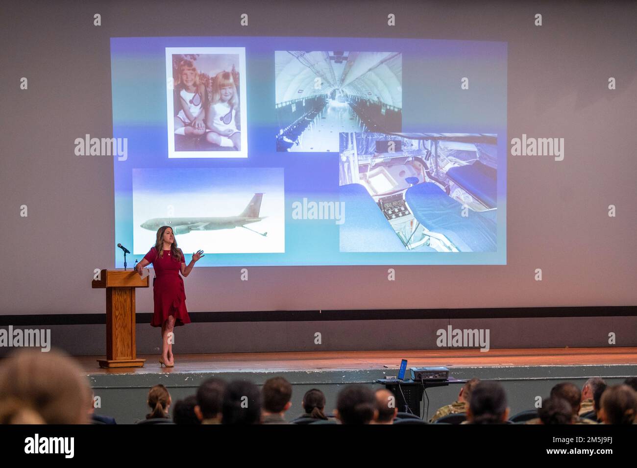 Retraité des États-Unis Samantha Weeks, colonel de la Force aérienne ...